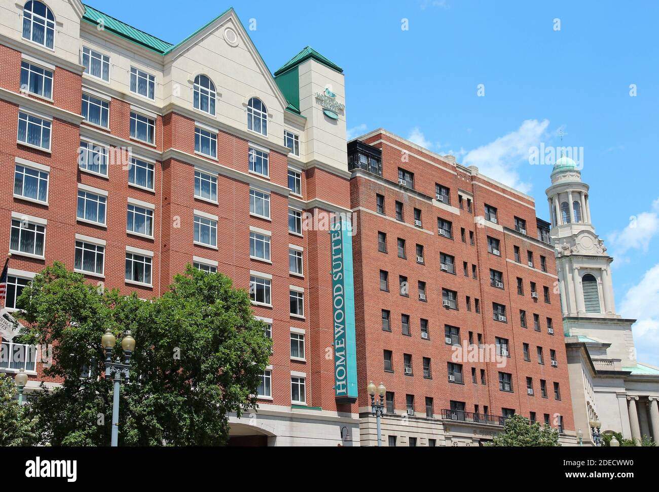 Washington hilton hotel building hi-res stock photography and images ...
