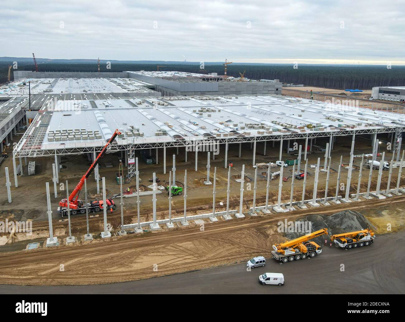 Tesla gigafactory aerial shot hi-res stock photography and images - Alamy