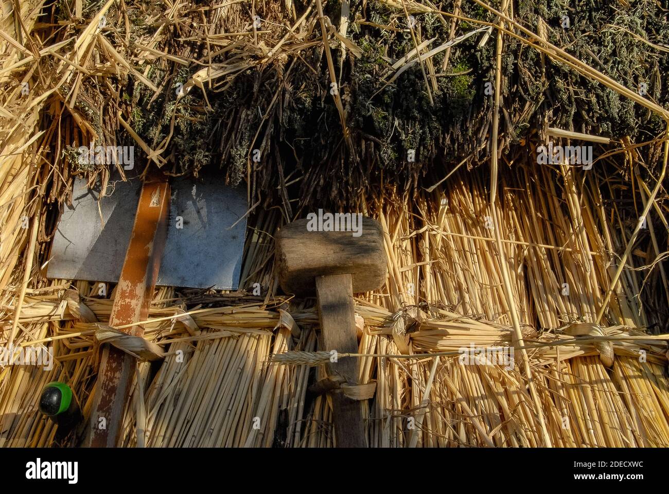 English thatching tools hi-res stock photography and images - Alamy