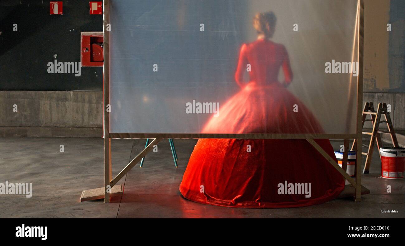 TILDA SWINTON in THE HUMAN VOICE (2020) -Original title: LA VOZ HUMANA ...