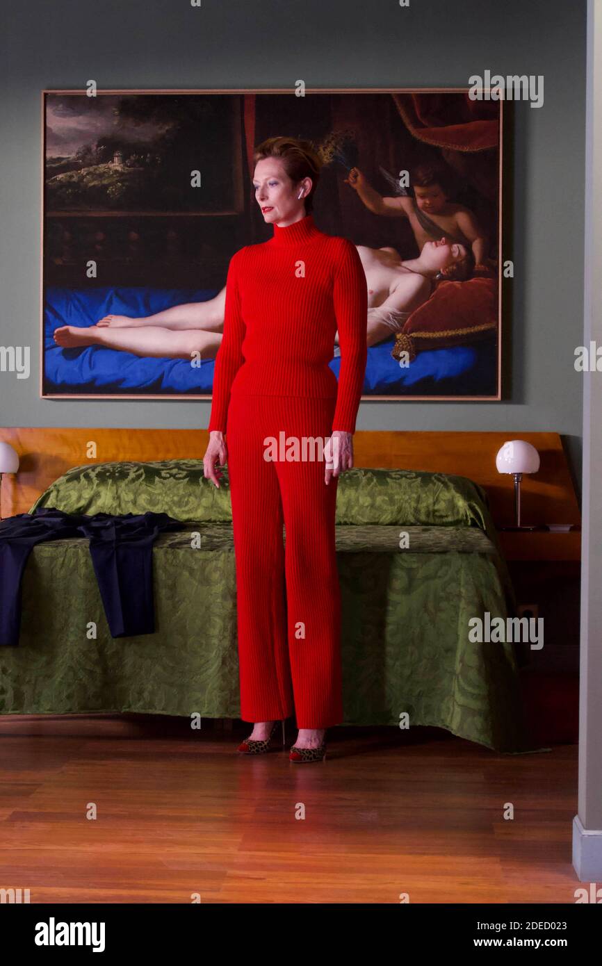 TILDA SWINTON in THE HUMAN VOICE (2020) -Original title: LA VOZ HUMANA ...