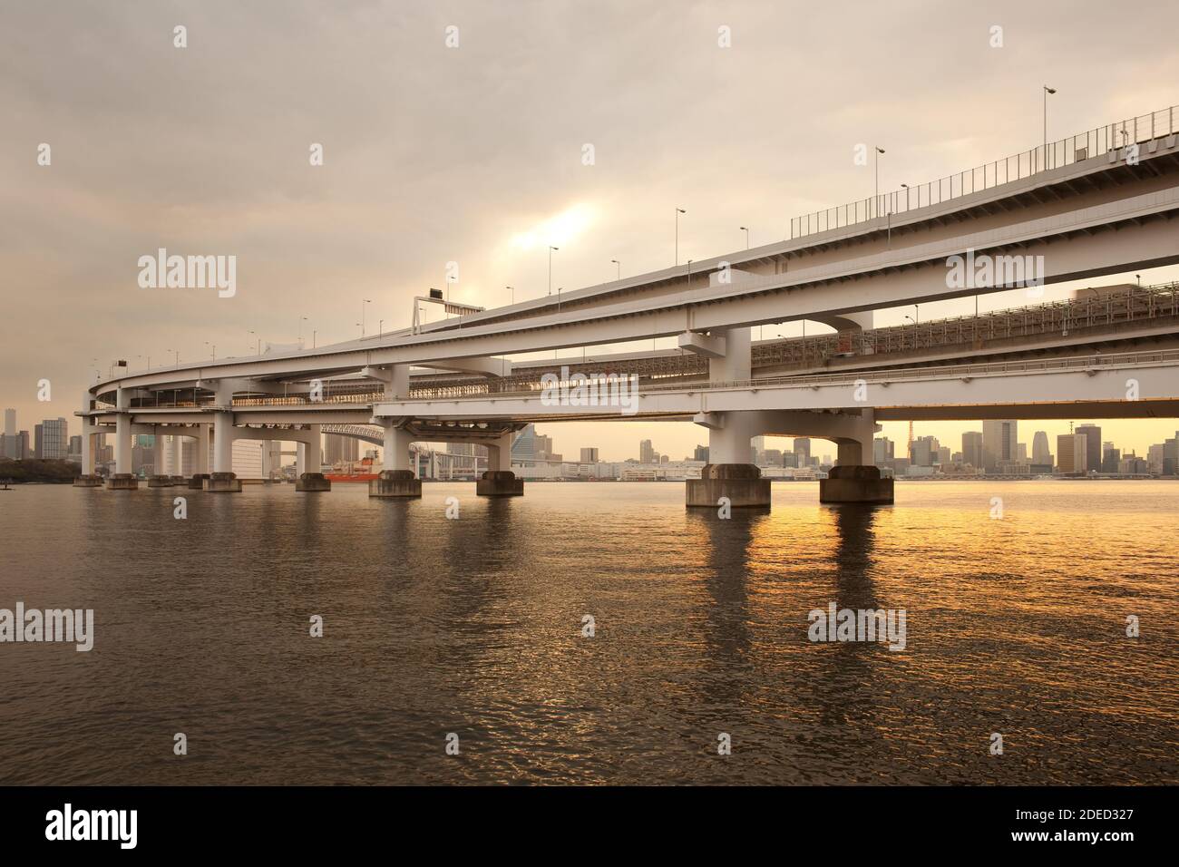 Access ramp to Rainbow Bridge, Odaiba, Tokyo, Kanto Region, Honshu ...