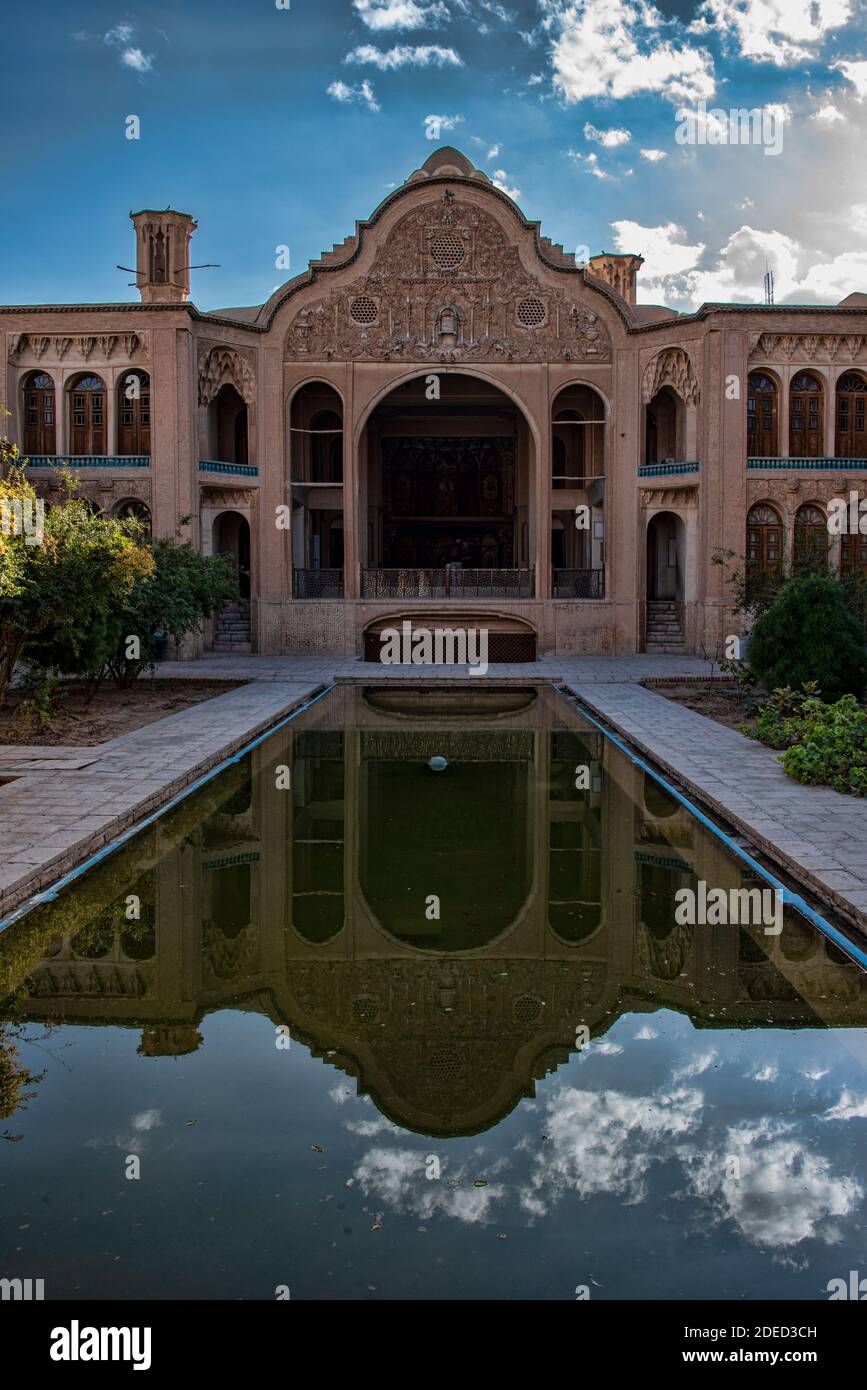 Traditional iranian house hi-res stock photography and images - Alamy