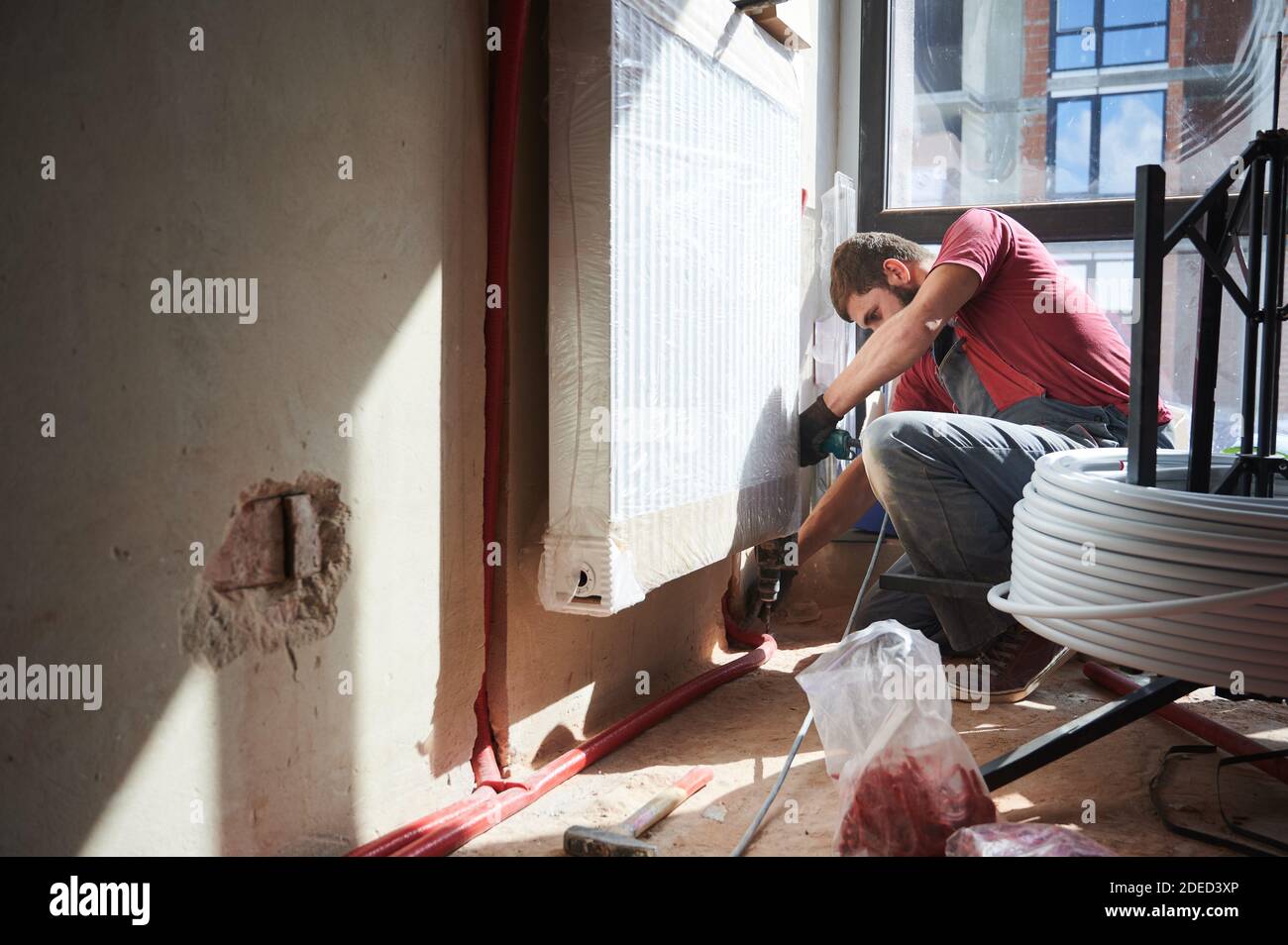 Installing gas pipeline hi-res stock photography and images - Alamy