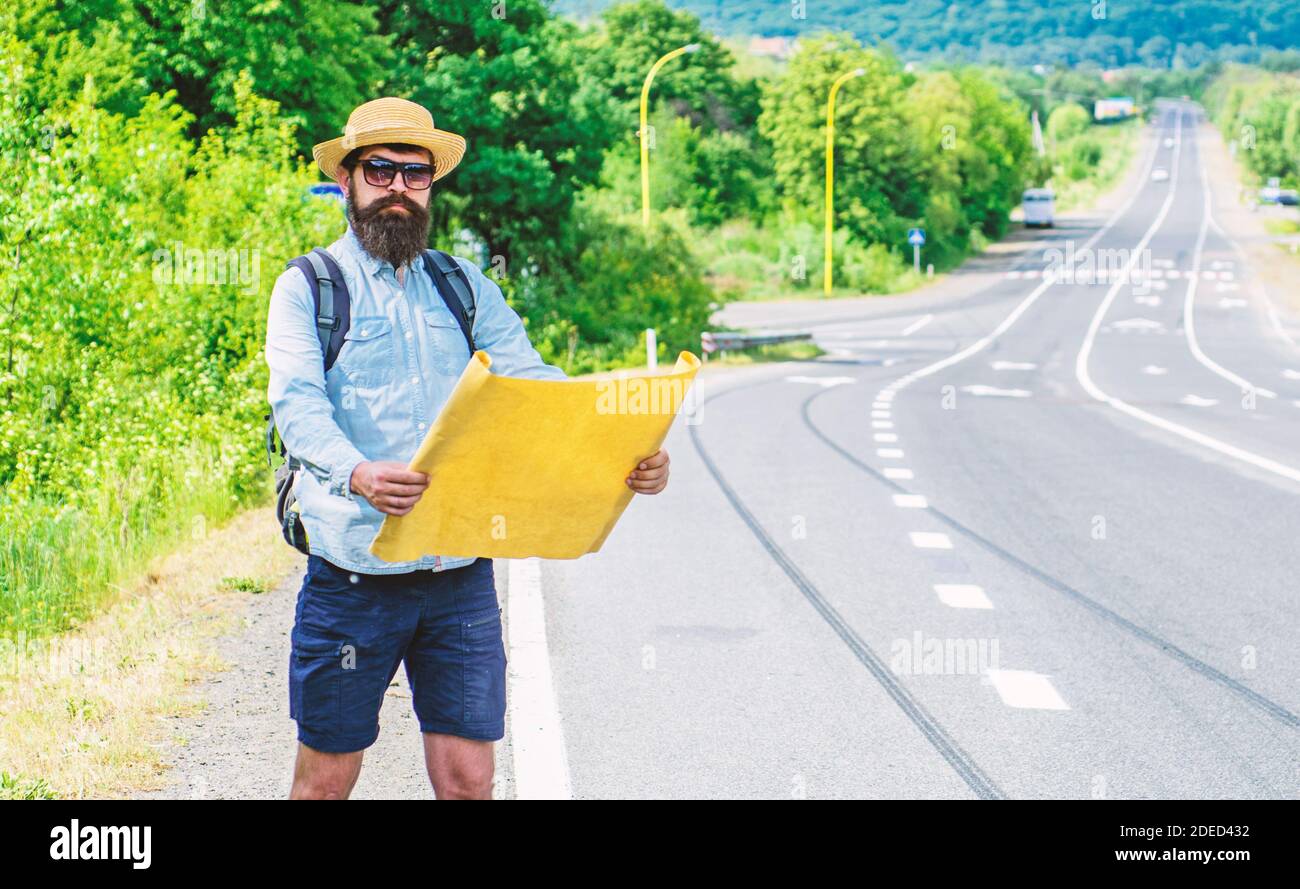 Orient map look in certain direction see landmark find. Expeditor ...