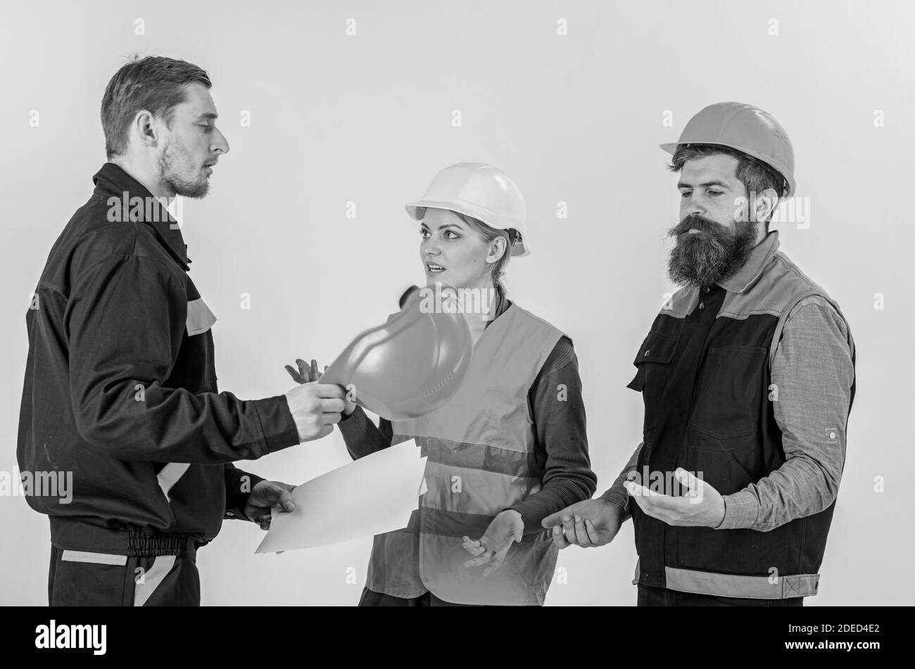 Builders and engineer arguing, misunderstanding. Labor dispute concept ...