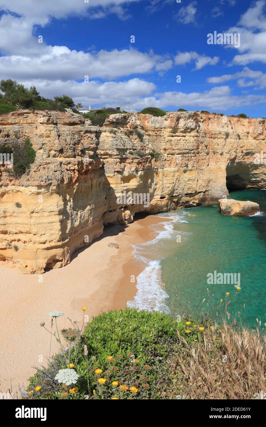 Algarve, Portugal. Sandy beach landscape of Praia do Buraco (Buraco ...