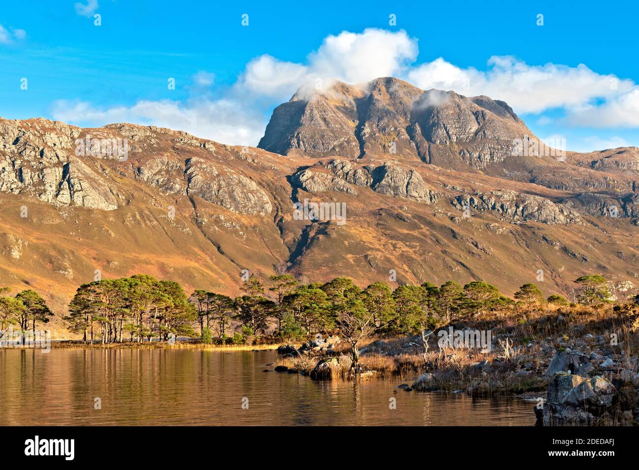 SLIOCH MOUNTAIN AND LOCH MAREE SCOTTISH HIGHLANDS WESTER ROSS A BLUE ...