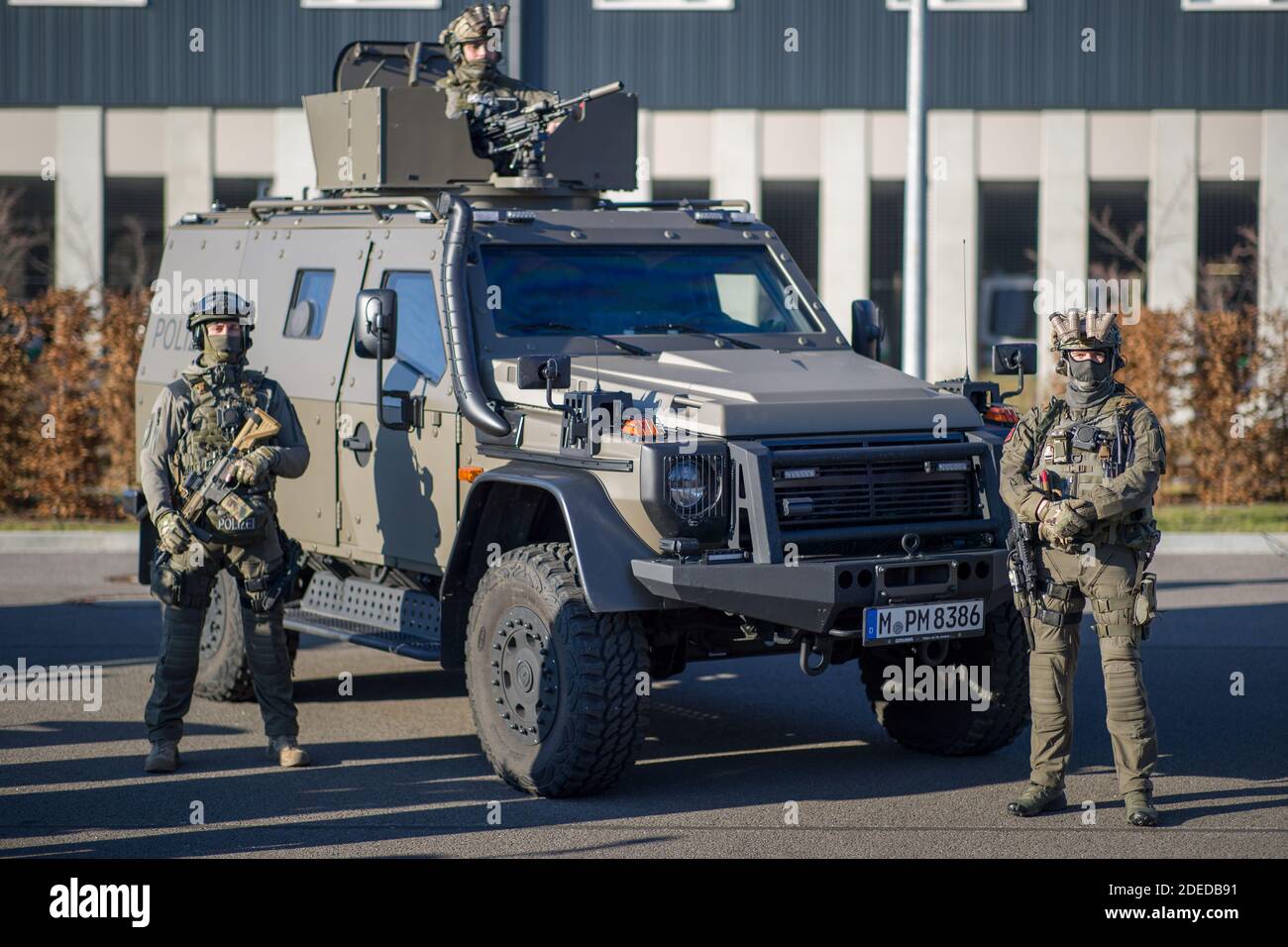 30 November 2020, Bavaria, Nuremberg: Police officers are standing at a ...