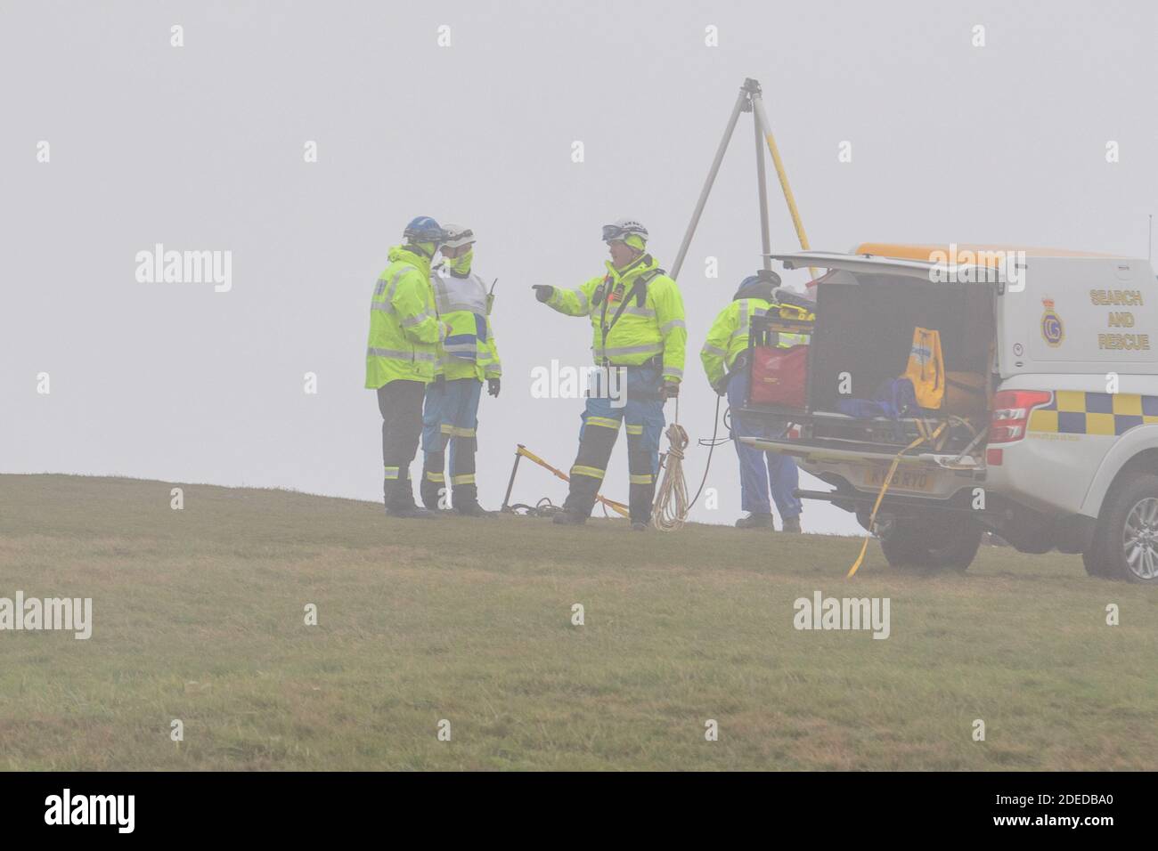 Coastguard rescue team hi-res stock photography and images - Alamy