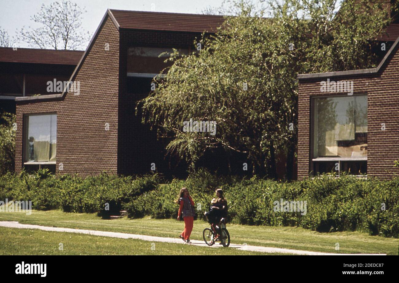 1970s Photos (1973) - W.D. Richards elementary school; built in 1965 ...
