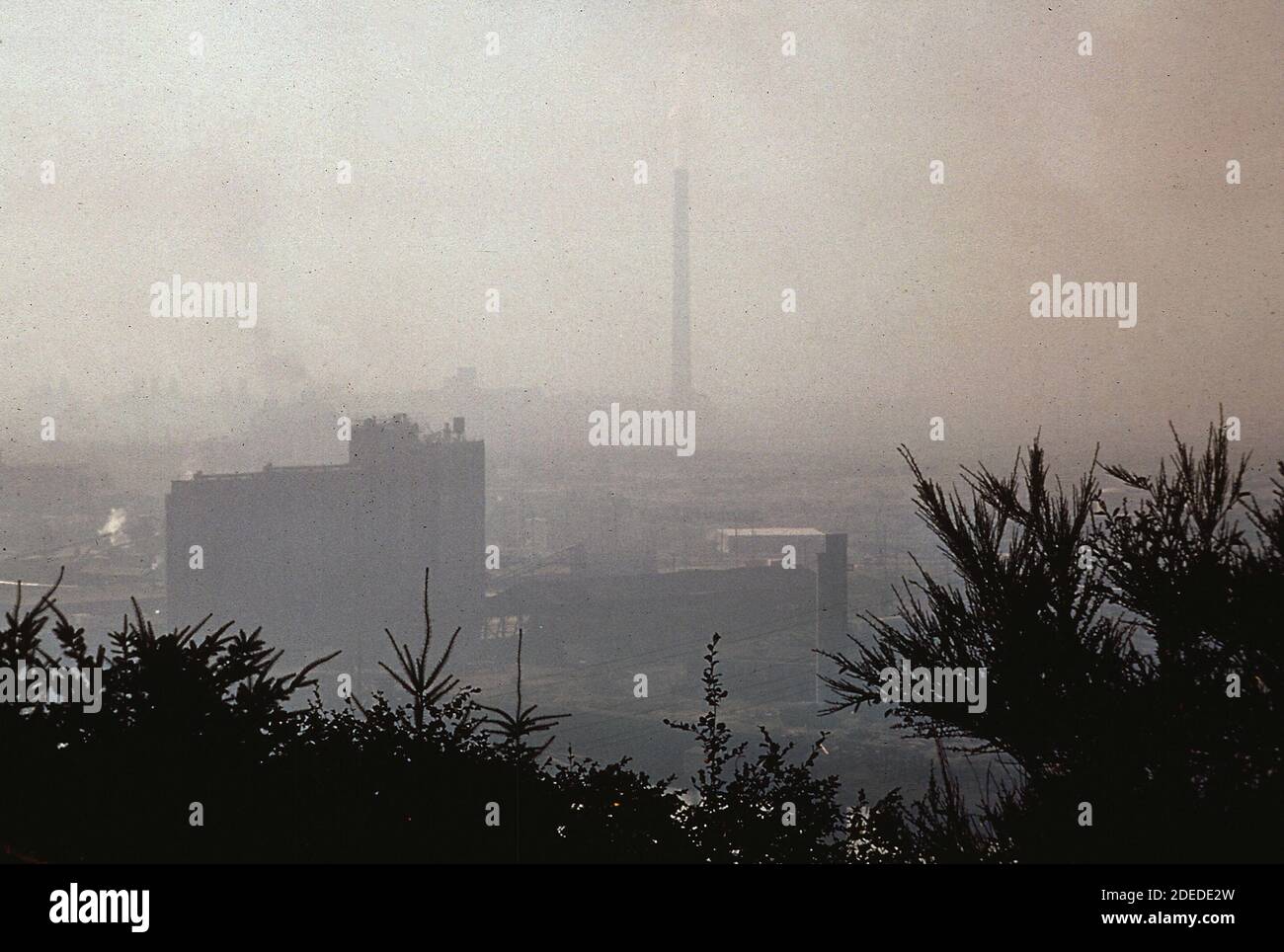 1970s Photos (1972) - Port of Tacoma is almost obscured by smog Stock ...