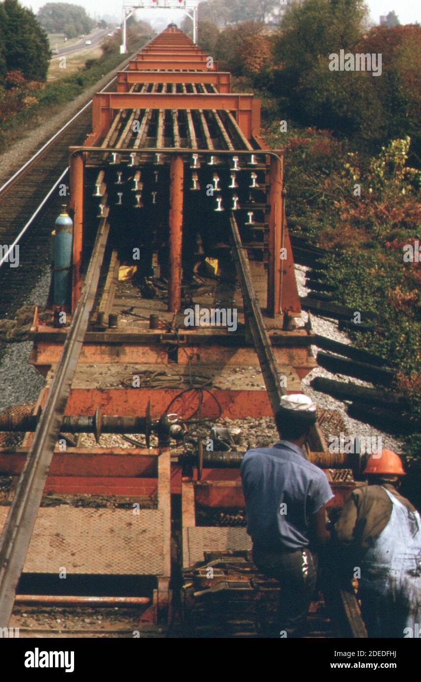1970s southern railway workers hi-res stock photography and images - Alamy