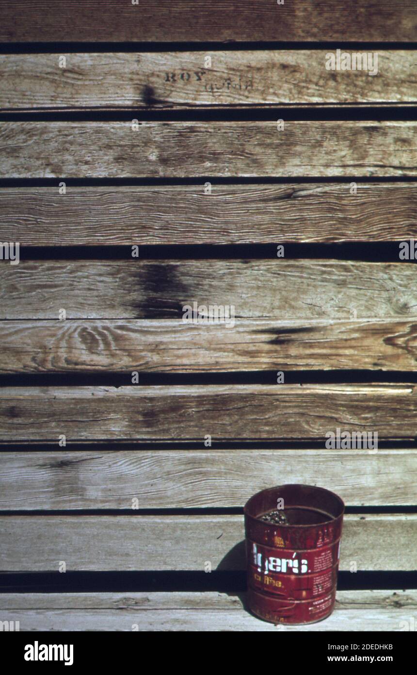 1970s folgers coffee can hi-res stock photography and images - Alamy