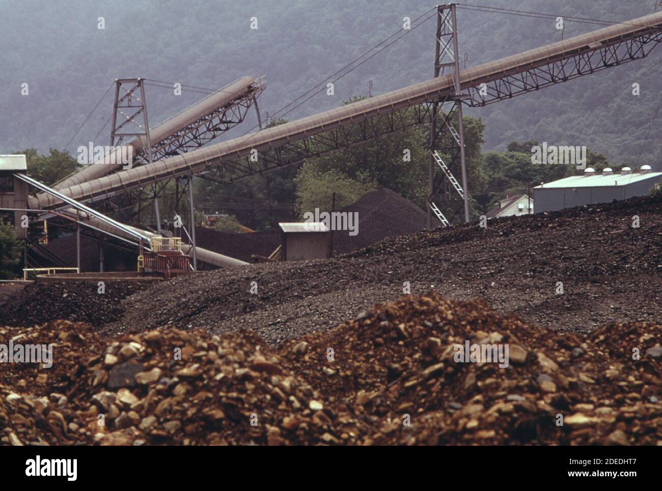 Slag pile hi-res stock photography and images - Alamy