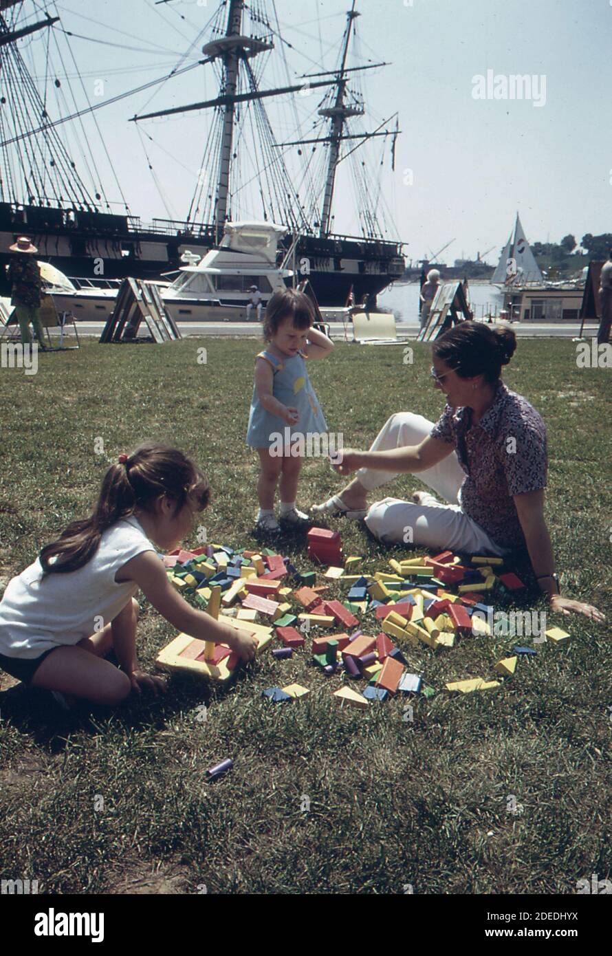 1970s children playing park hi-res stock photography and images - Alamy