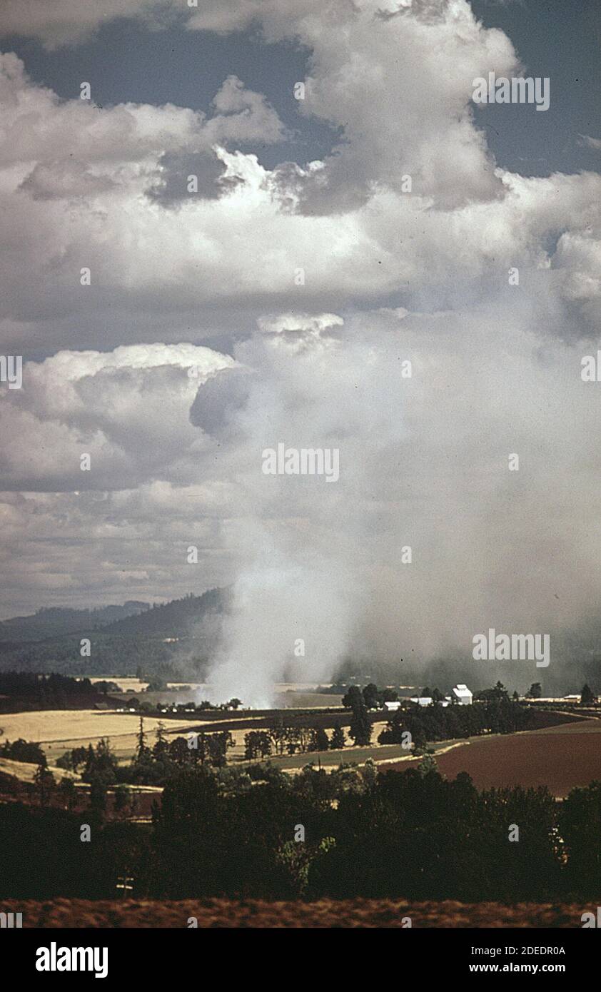 1970s Photos (1972) - Pulp mill air pollution Stock Photo - Alamy