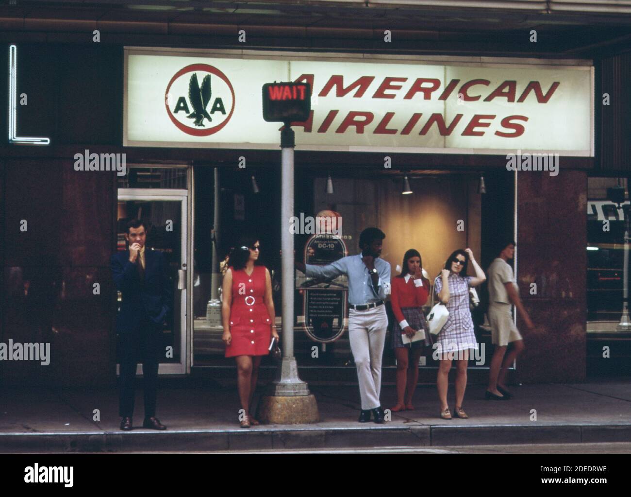 1970s dallas street scene hi-res stock photography and images - Alamy