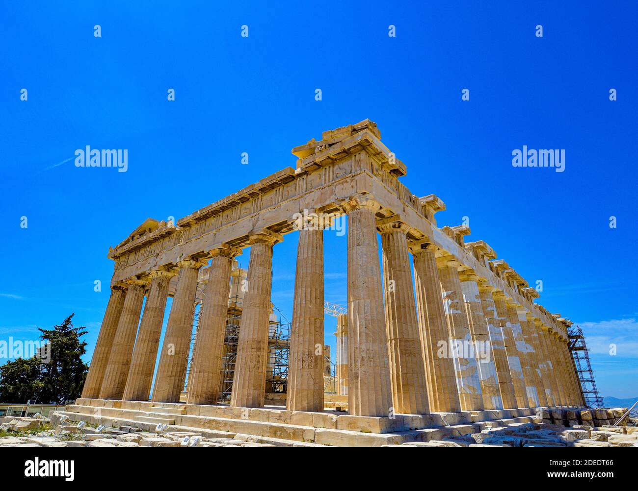 Stunning Parthenon in Greece in a sunny day Stock Photo - Alamy