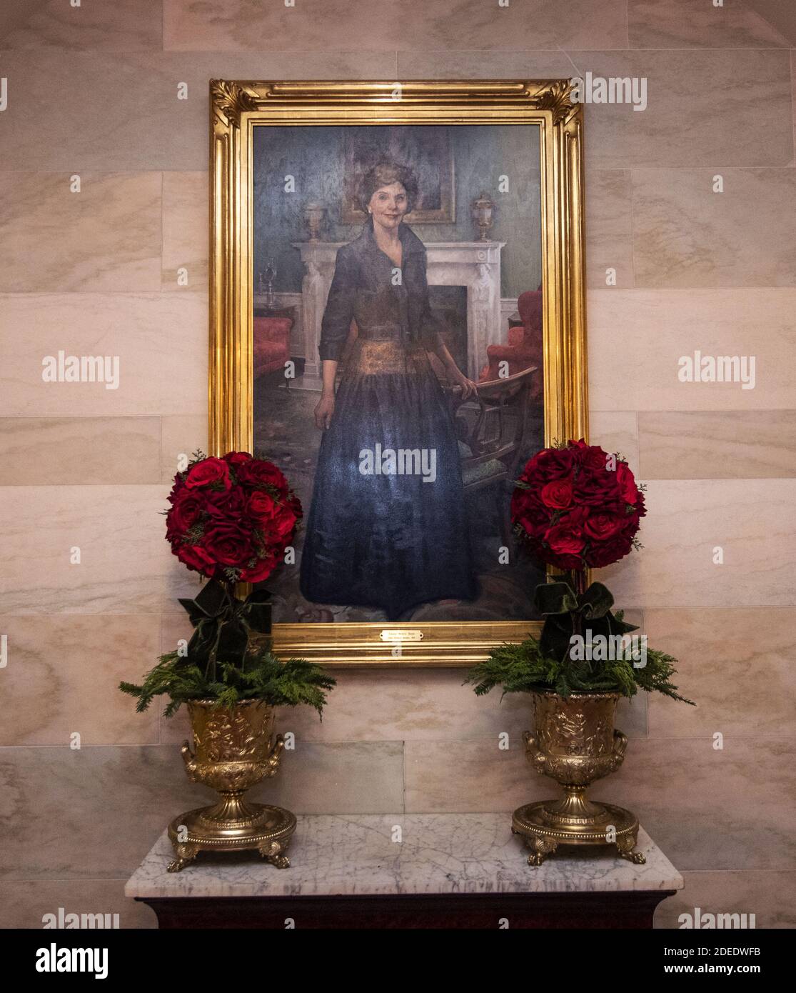 Laura bush first lady portrait hi-res stock photography and images - Alamy