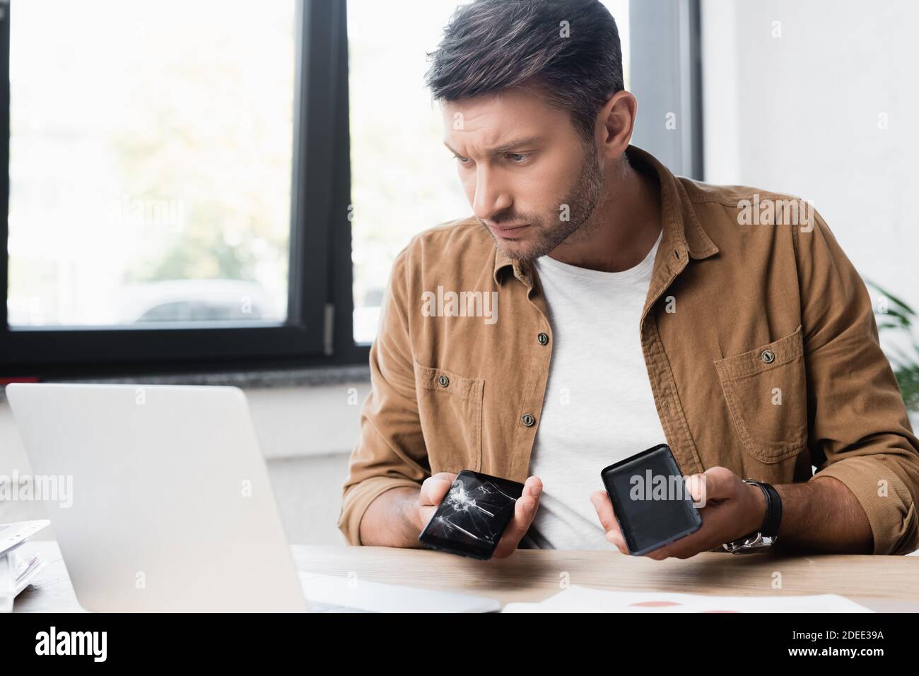 Smashed laptop hi-res stock photography and images - Alamy