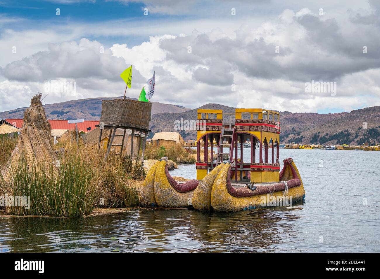South america peru typical boat hi-res stock photography and images - Alamy