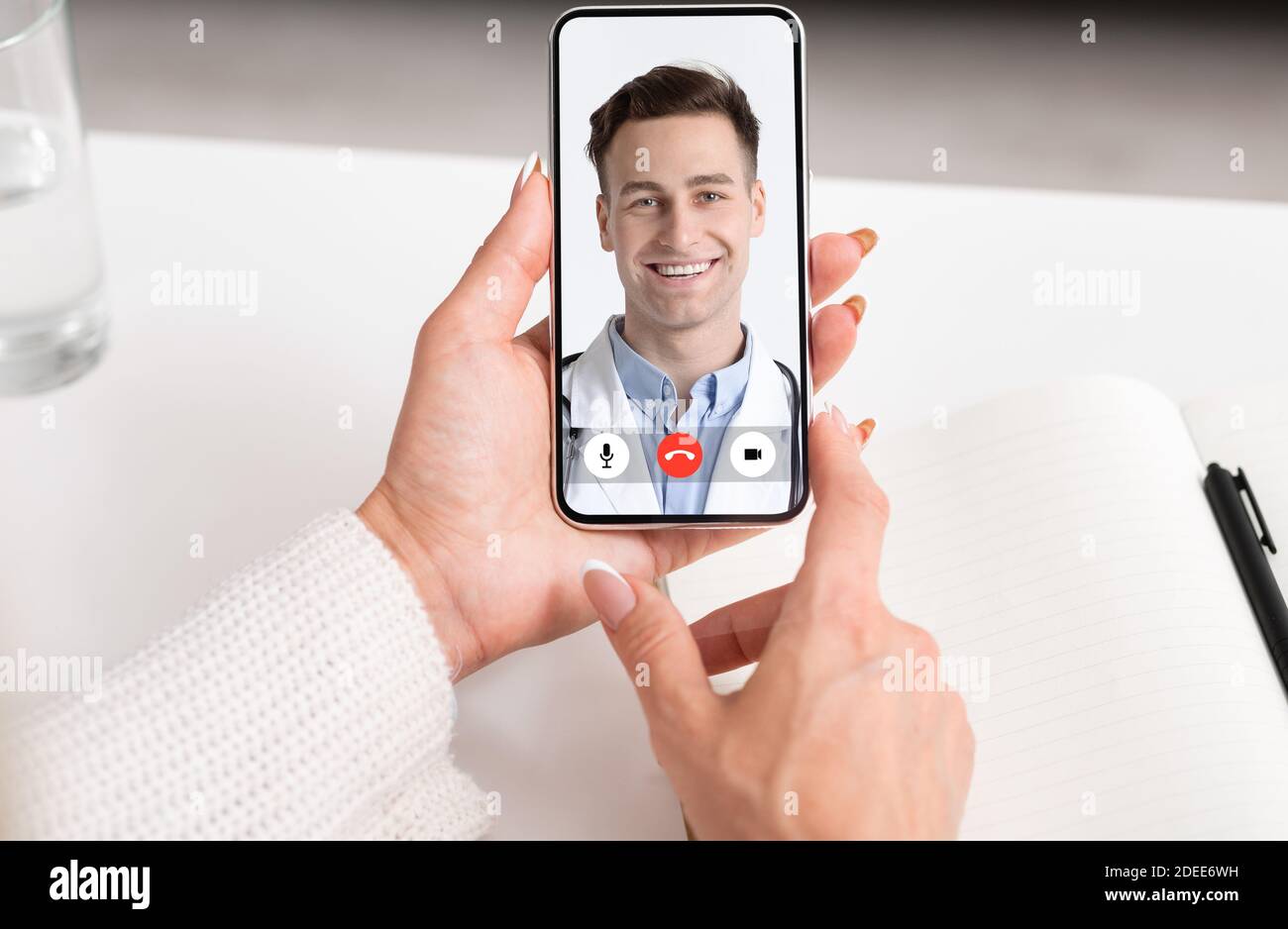 Video call doctor hi-res stock photography and images - Alamy
