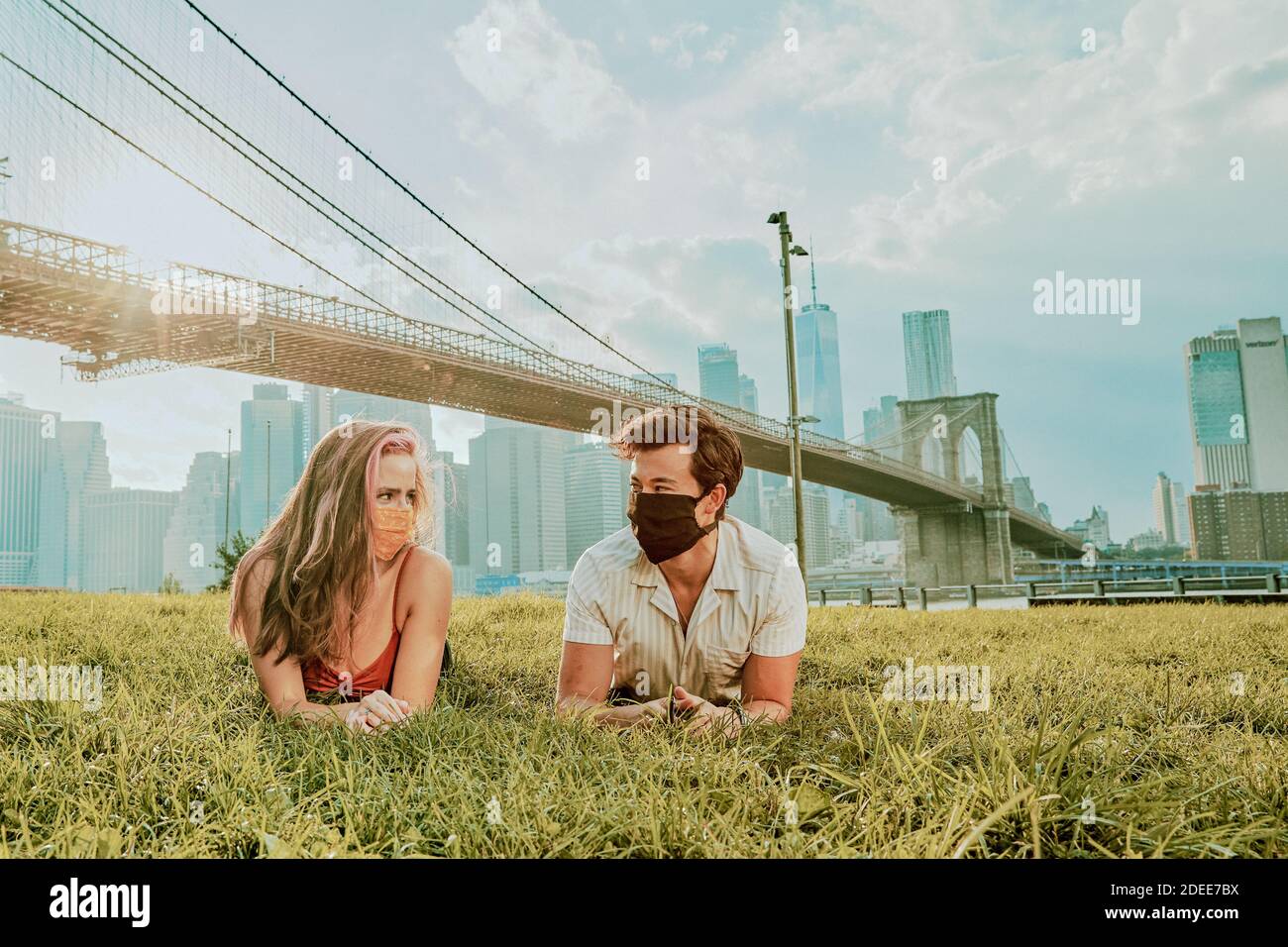 Youth wearing face masks hi-res stock photography and images - Alamy