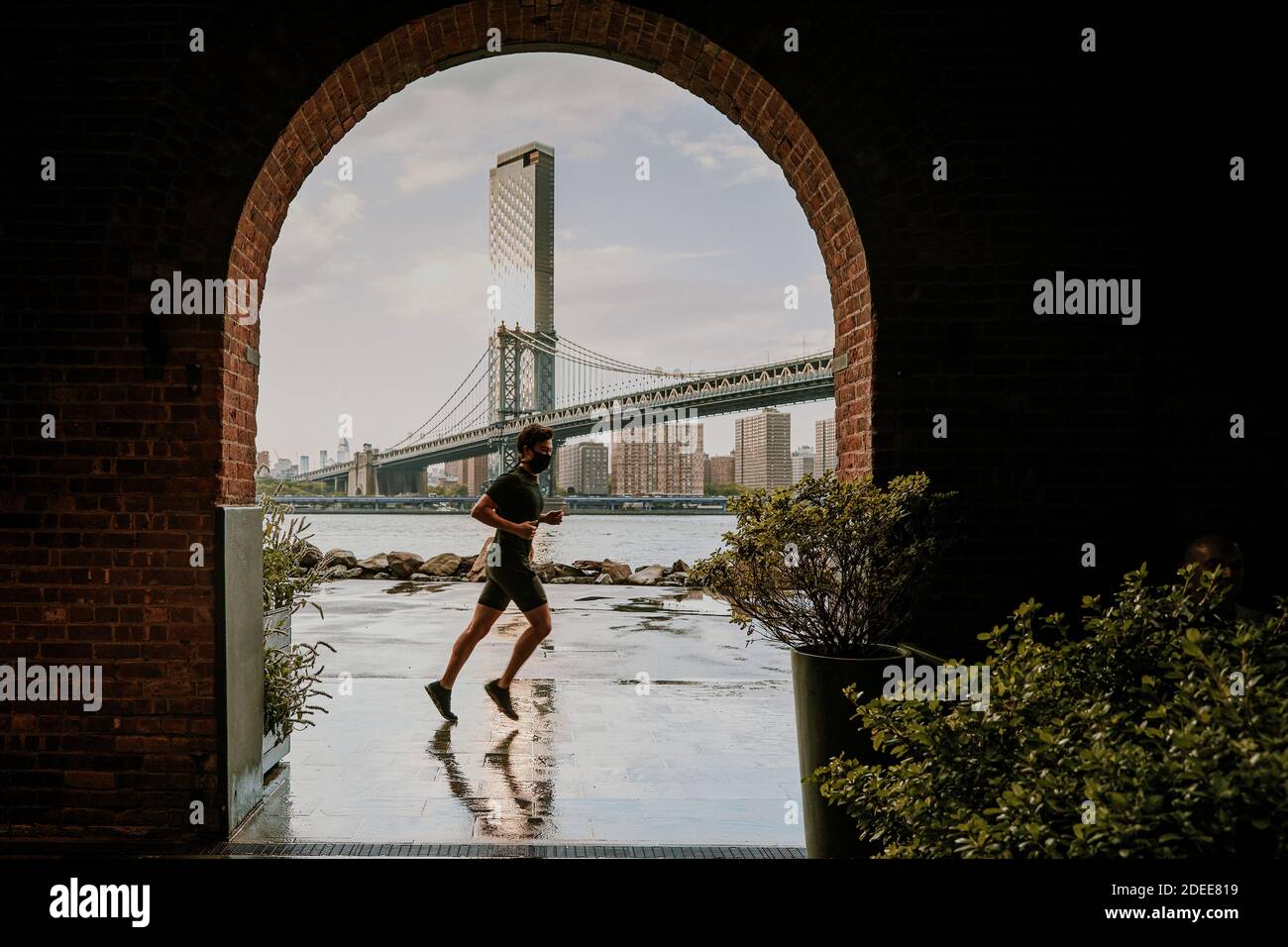 Silhouette of man running against skyline Stock Photo - Alamy