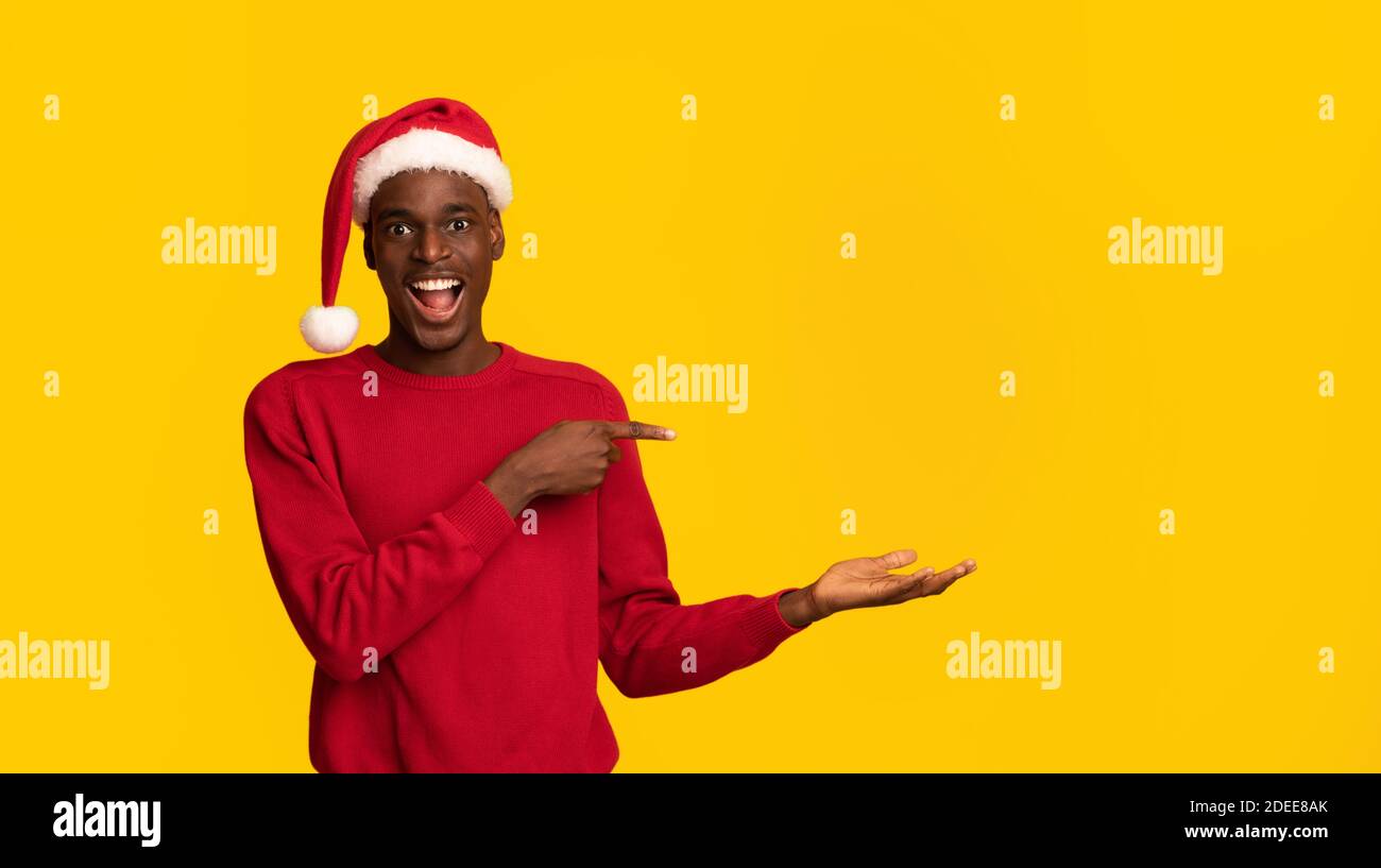 Santa pointing hi-res stock photography and images - Alamy