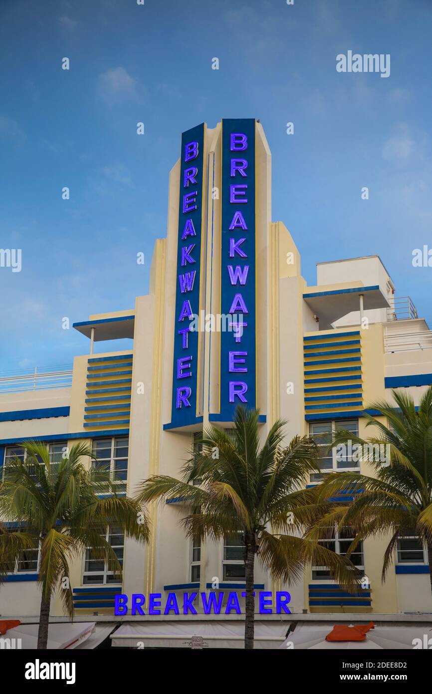 U.S.A, Miami, Miami Beach, South Beach, Ocean Drive, Breakwater Hotel ...