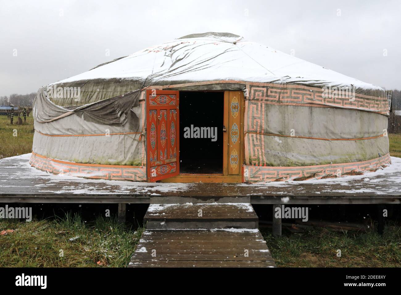 Mongolian village scene hi-res stock photography and images - Alamy