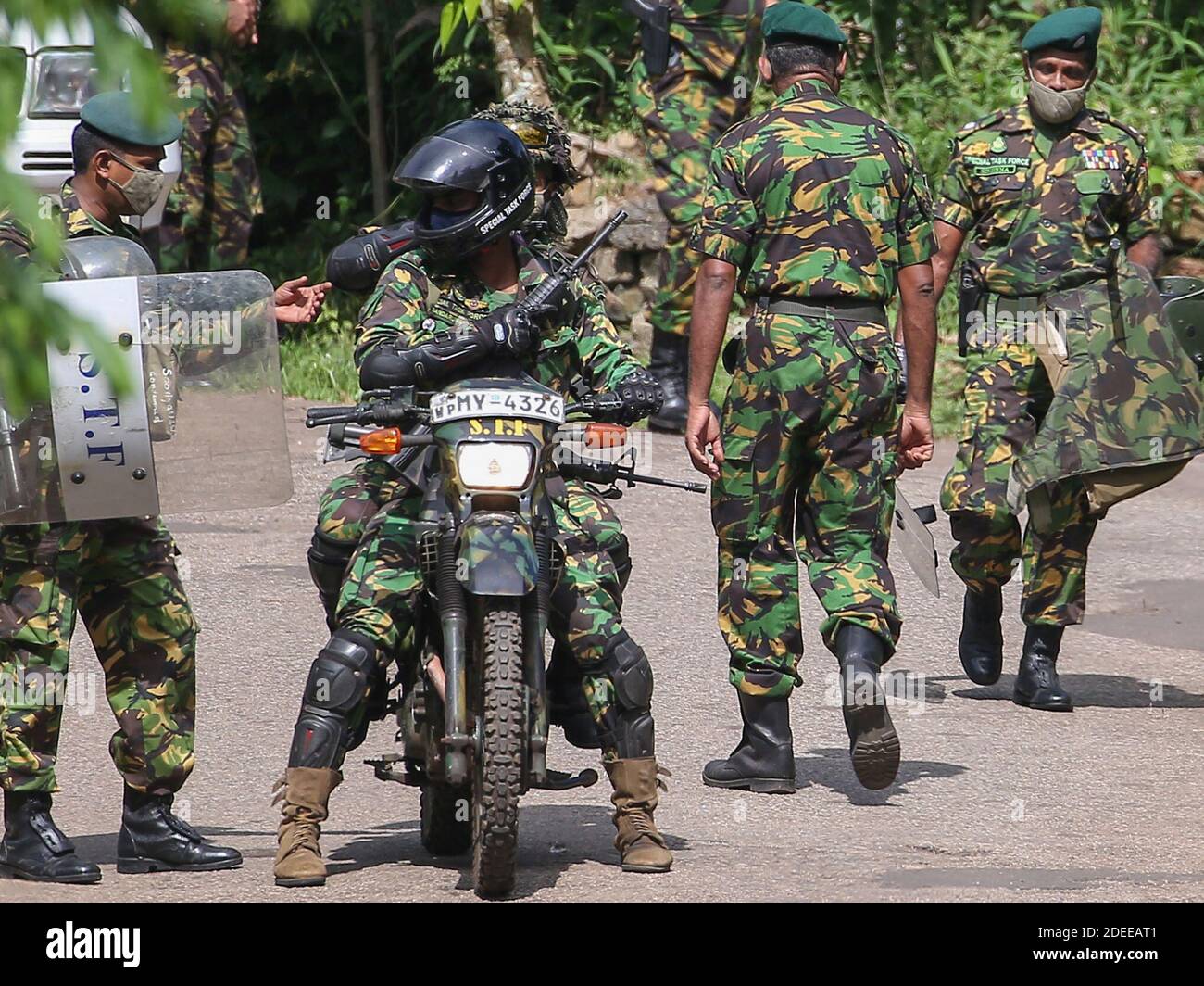 Mahara, Western Province, Sri Lanka. 30th Nov, 2020. Special Task Force ...