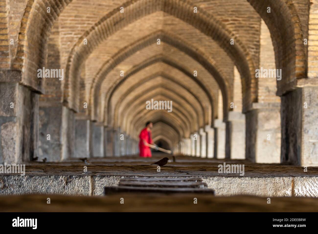 Puente si o se pol hi-res stock photography and images - Alamy