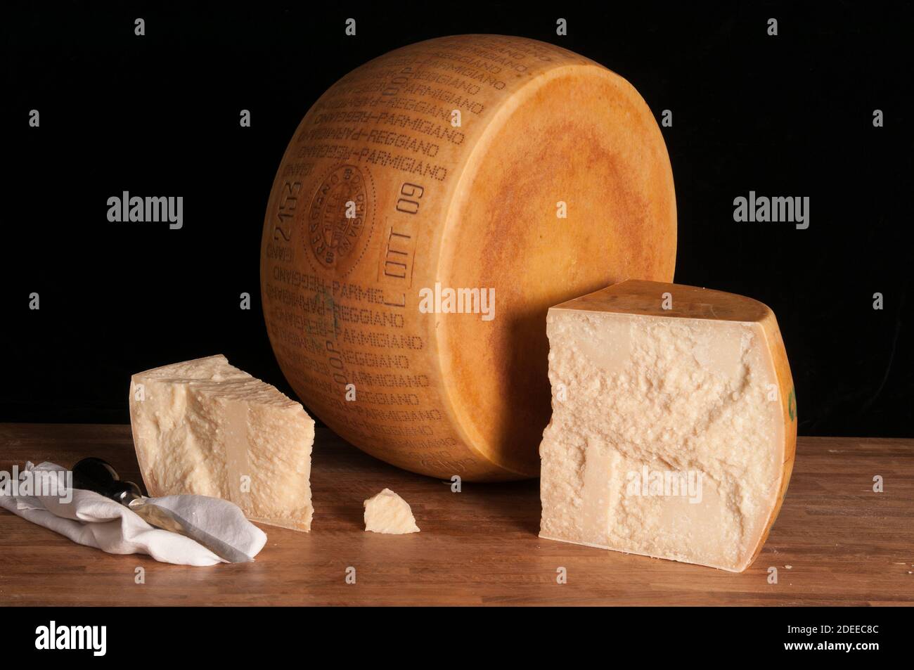 Form,Parmigiano Reggiano, forma, formaggio Stock Photo - Alamy