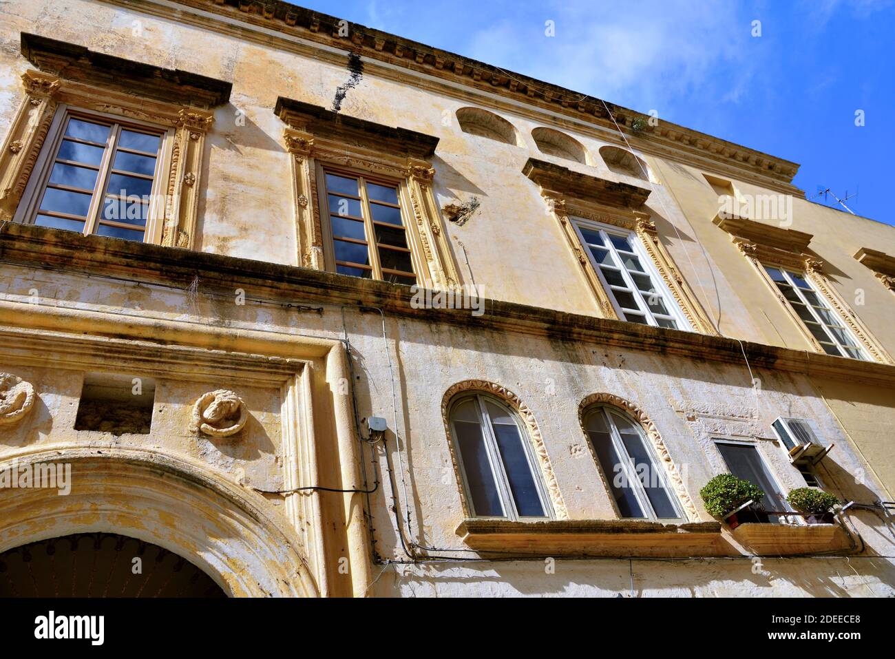 Balsamo hi-res stock photography and images - Alamy