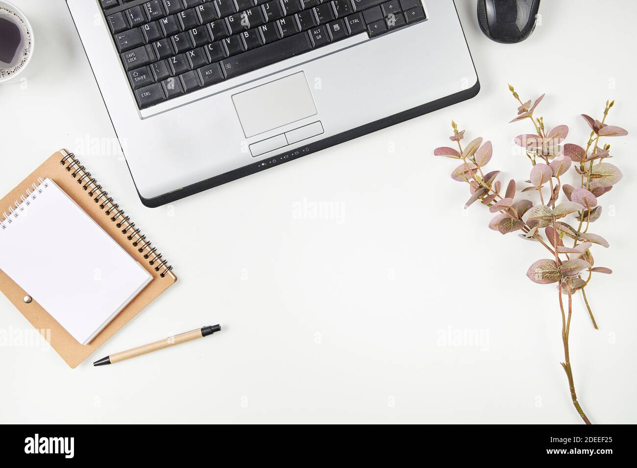Top view of office desk table with slaptop and blank note paper Stock ...