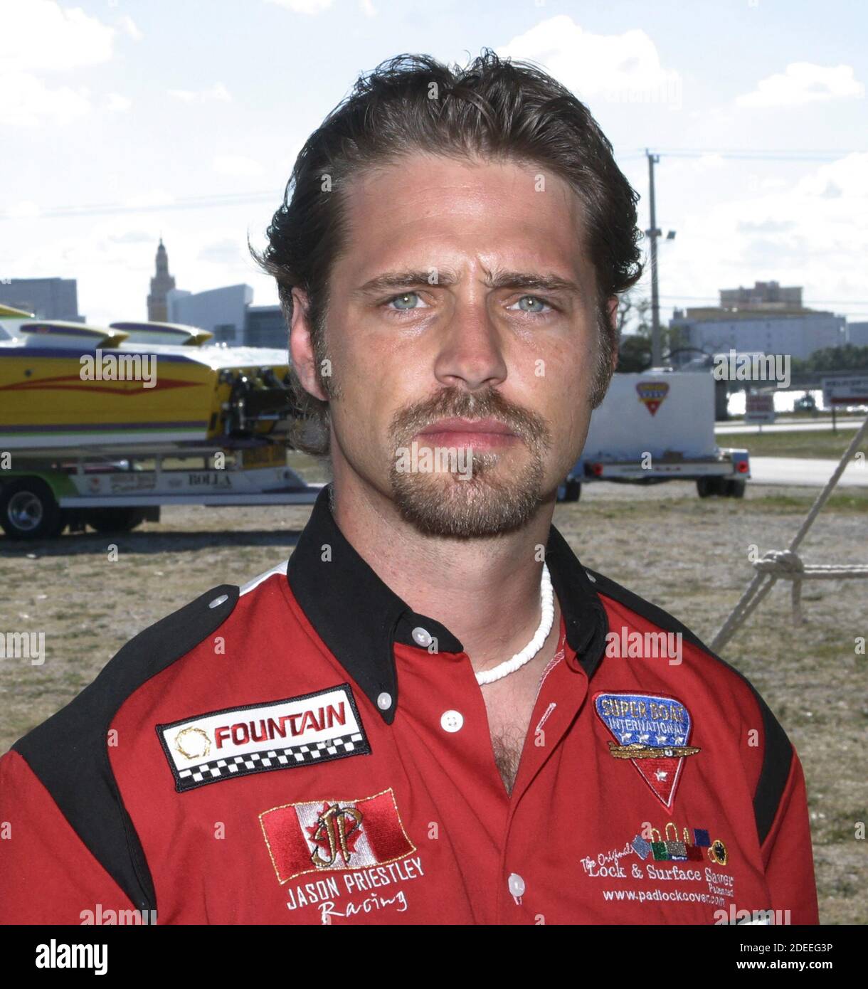 Debut beach hi-res stock photography and images - Alamy