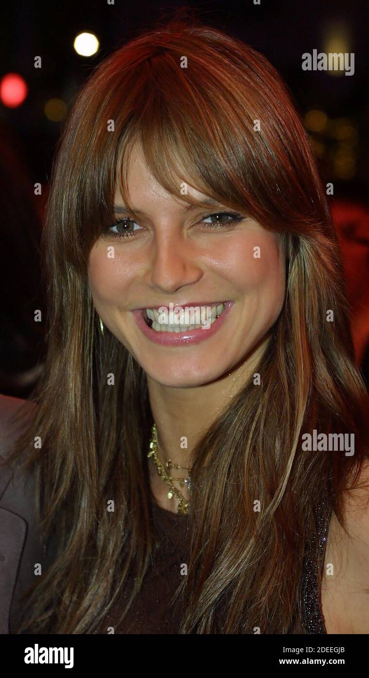 Miami Beach, FL 3-9-2002March cover girl Heidi Klum arrives at Crobar ...