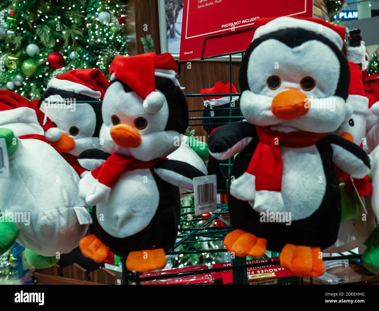 Season of goodwill hi-res stock photography and images - Alamy