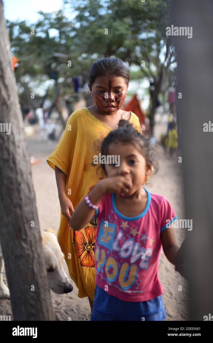 Wayuu indigenous kids in La Guajira, Colombia Stock Photo - Alamy