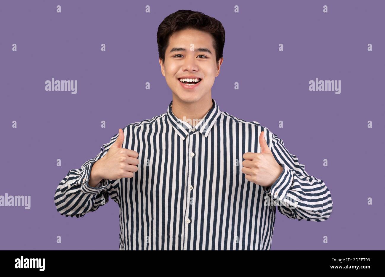 Good looking asian guy hi-res stock photography and images - Alamy