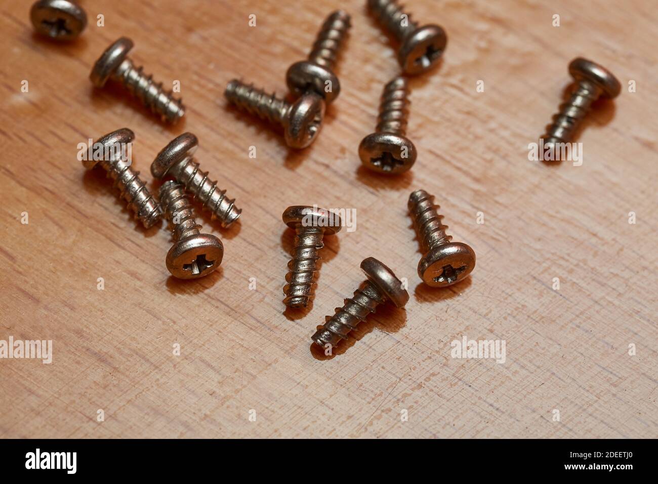 Set small metal screws hi-res stock photography and images - Alamy