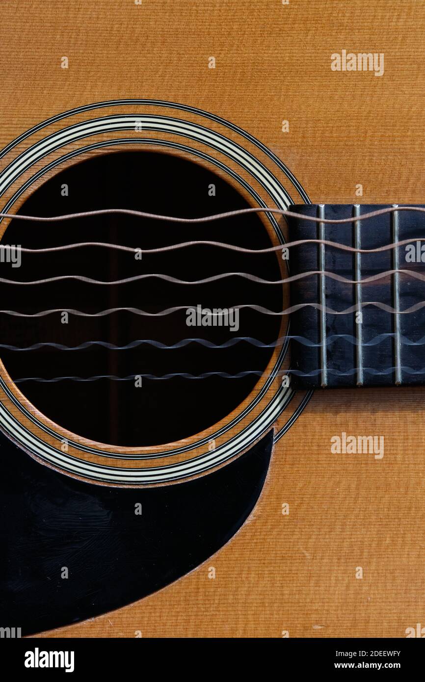 Visible sound waves hi-res stock photography and images - Alamy