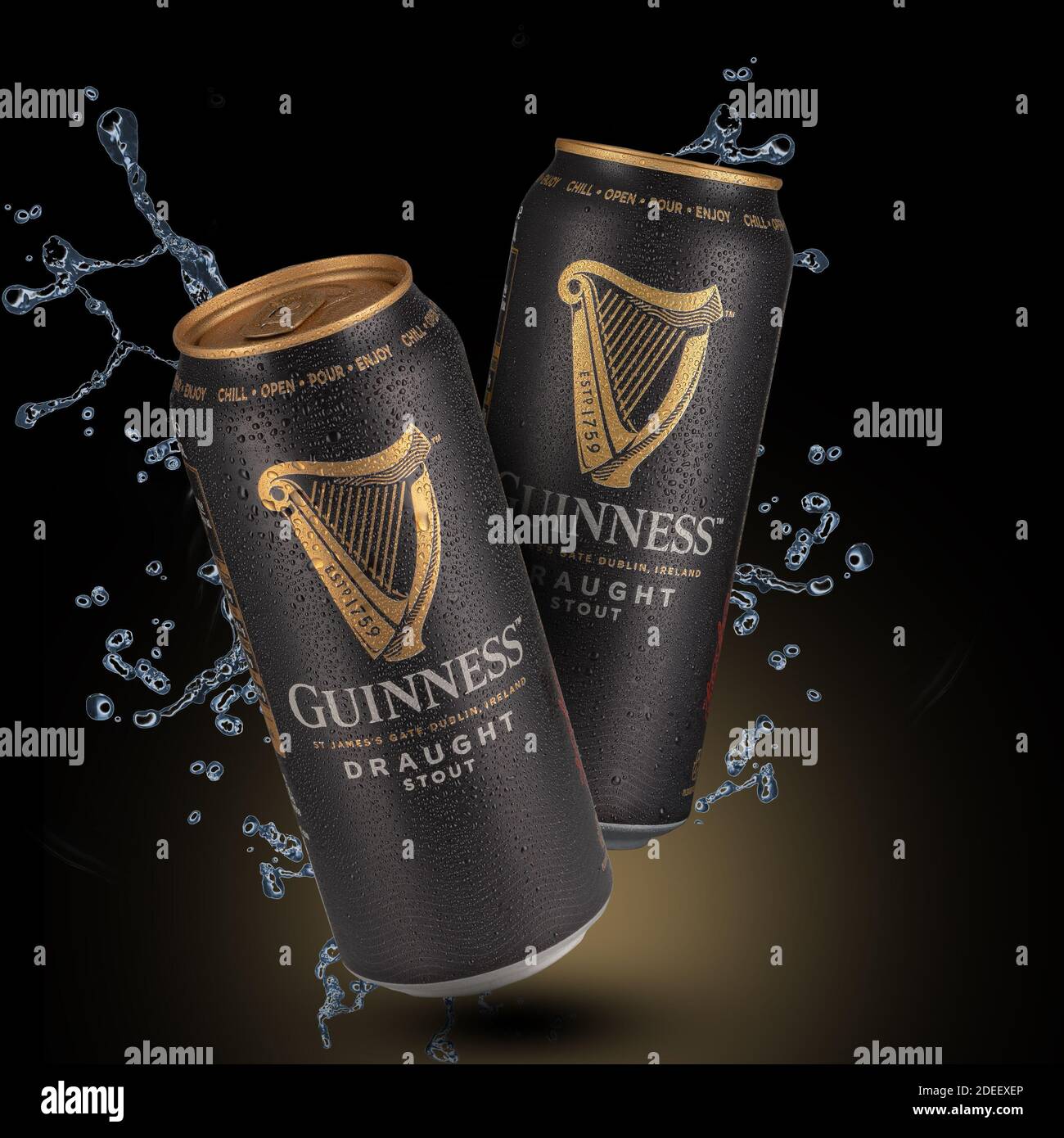 Drinking a pint of guinness stout hi-res stock photography and images ...