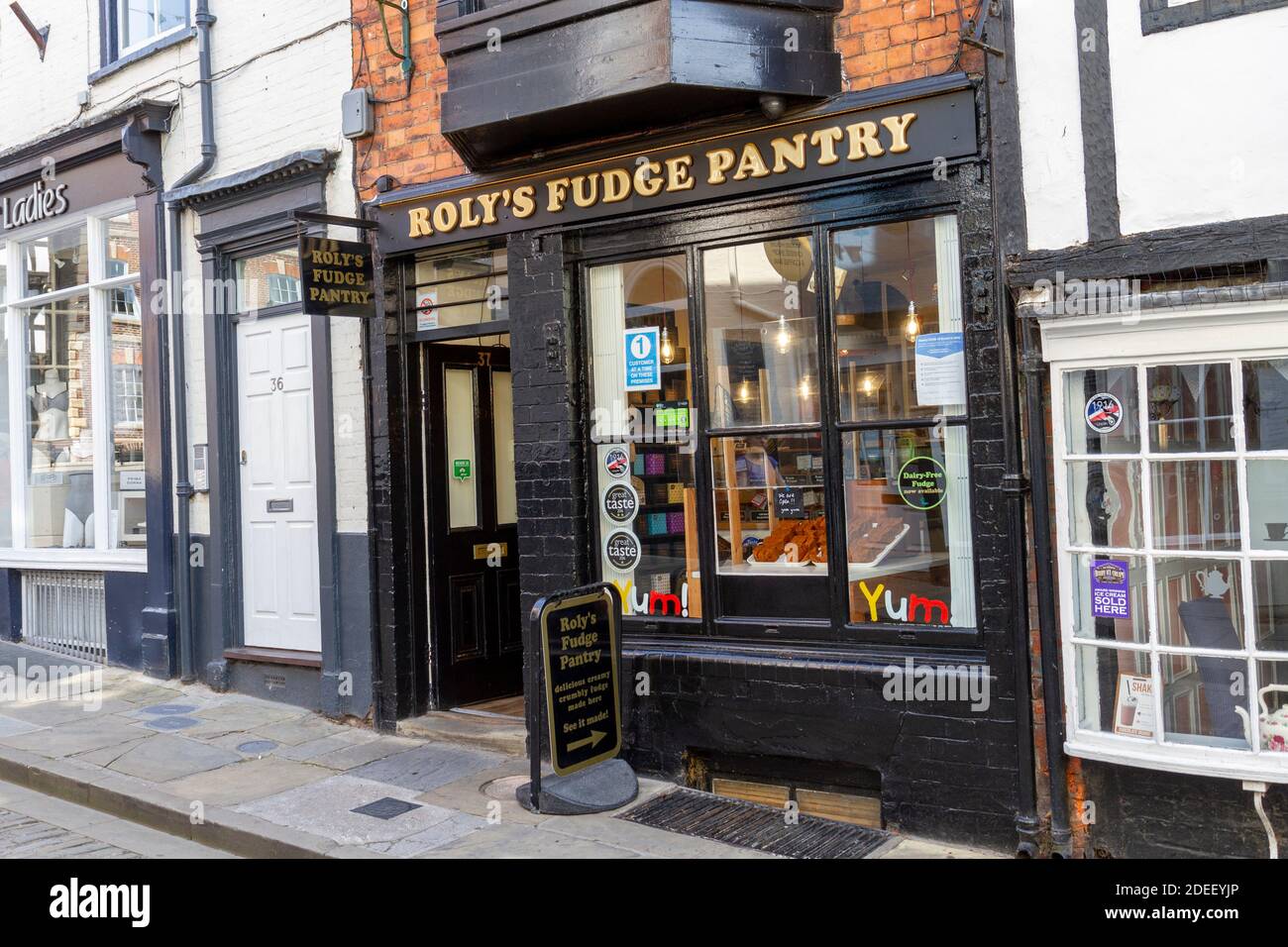 Rolys fudge shop hi-res stock photography and images - Alamy