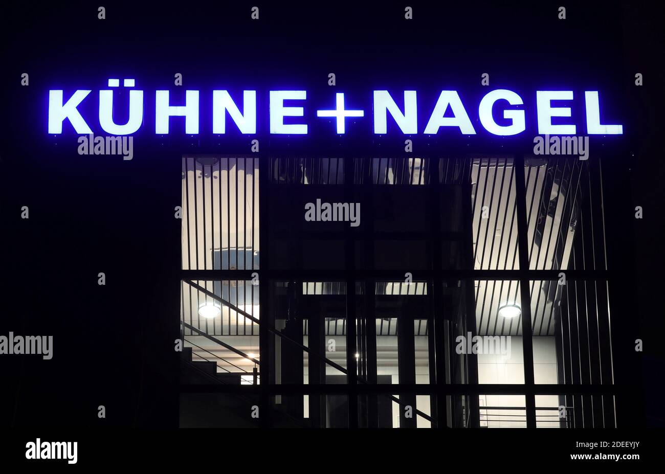 Logistics kuehne+nagel hi-res stock photography and images - Alamy