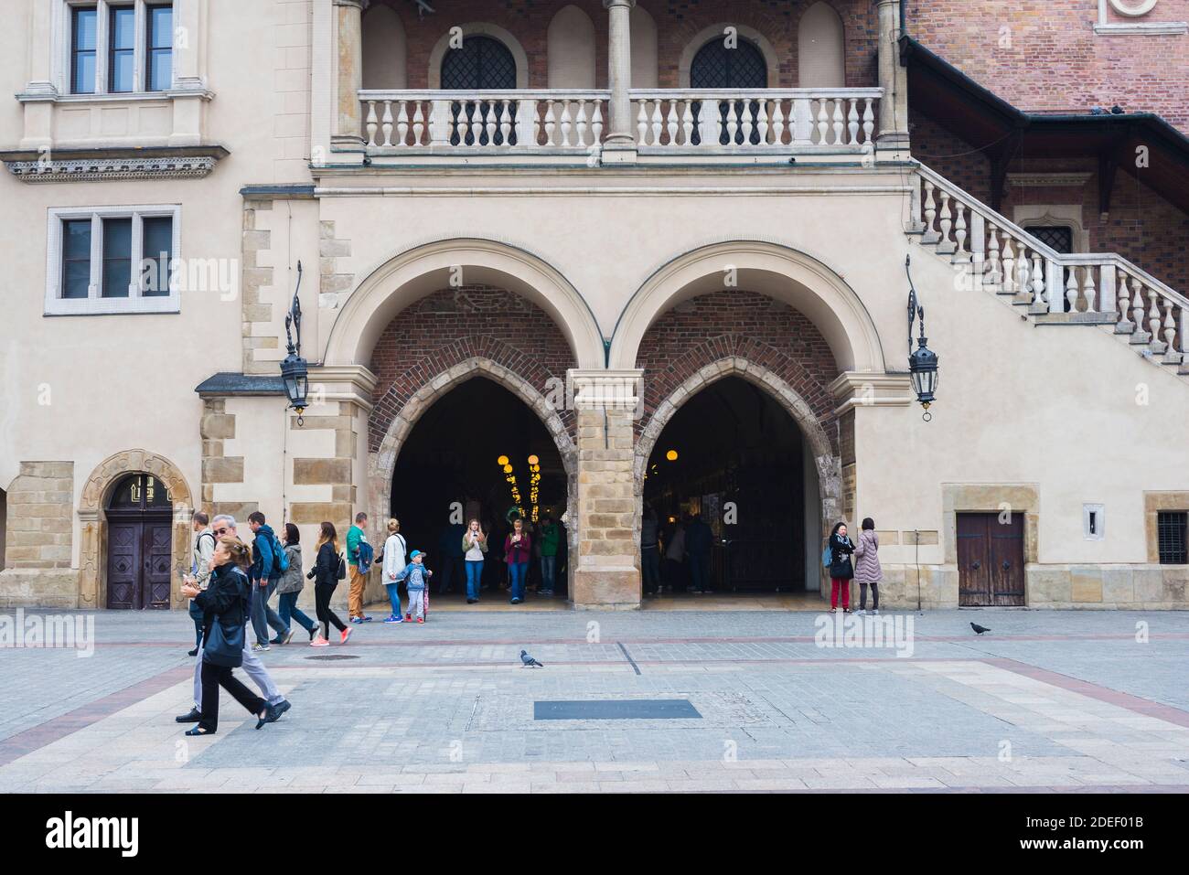 Krakow cloth hall hi-res stock photography and images - Alamy