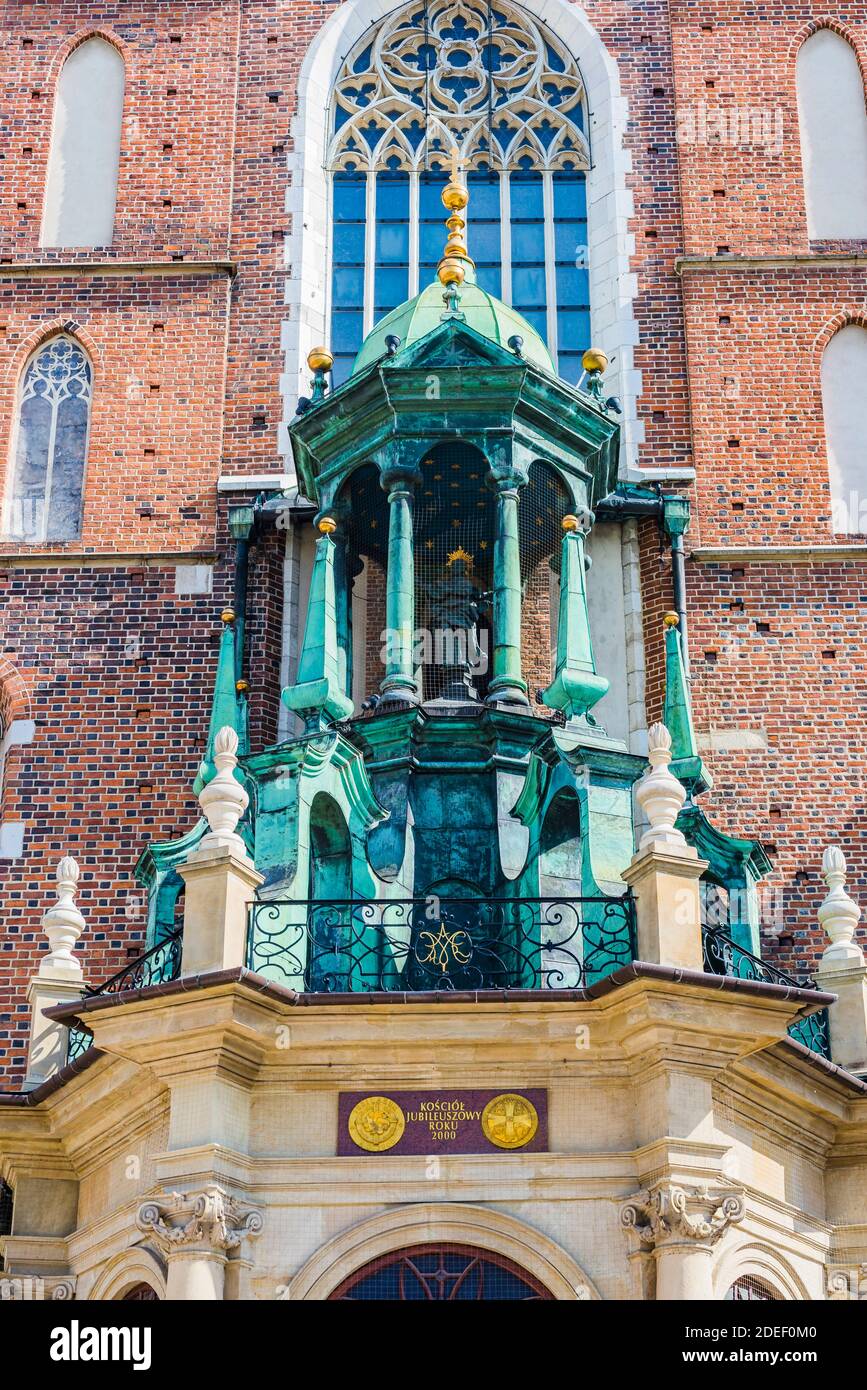 14th century foundations hi-res stock photography and images - Alamy