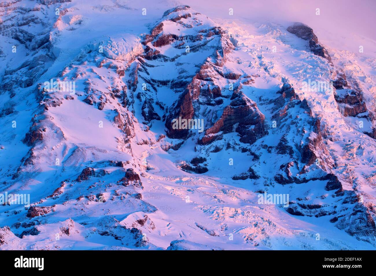 Mt Rainier from Inspiration Point, Mt Rainier National Park, Washington ...